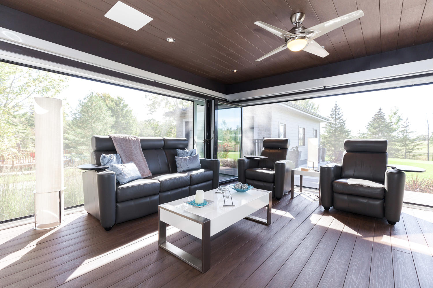 A look at the latest trends: Oversized Patio Doors - Adurra